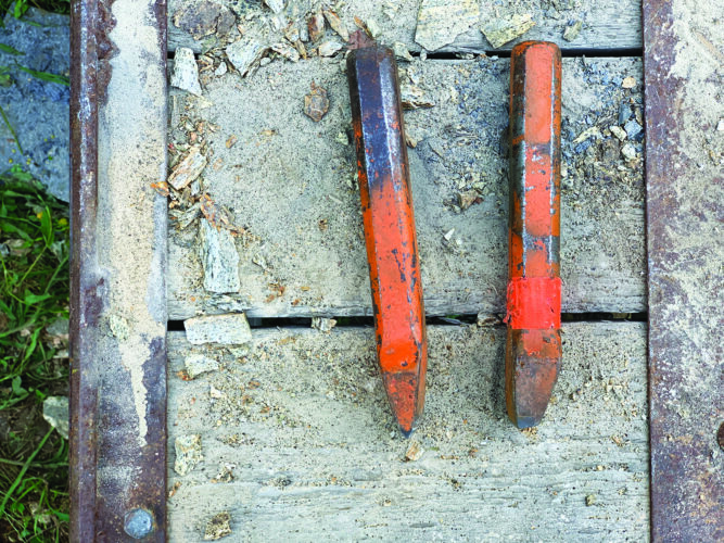 Basic Techniques for Shaping Stone by Hand – Mother Earth News